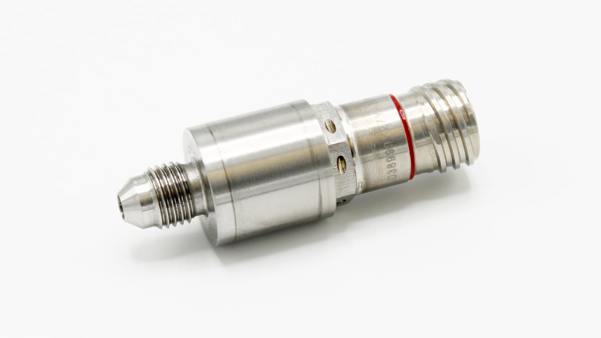 Pressure transducers and transmitters for aerospace | STS